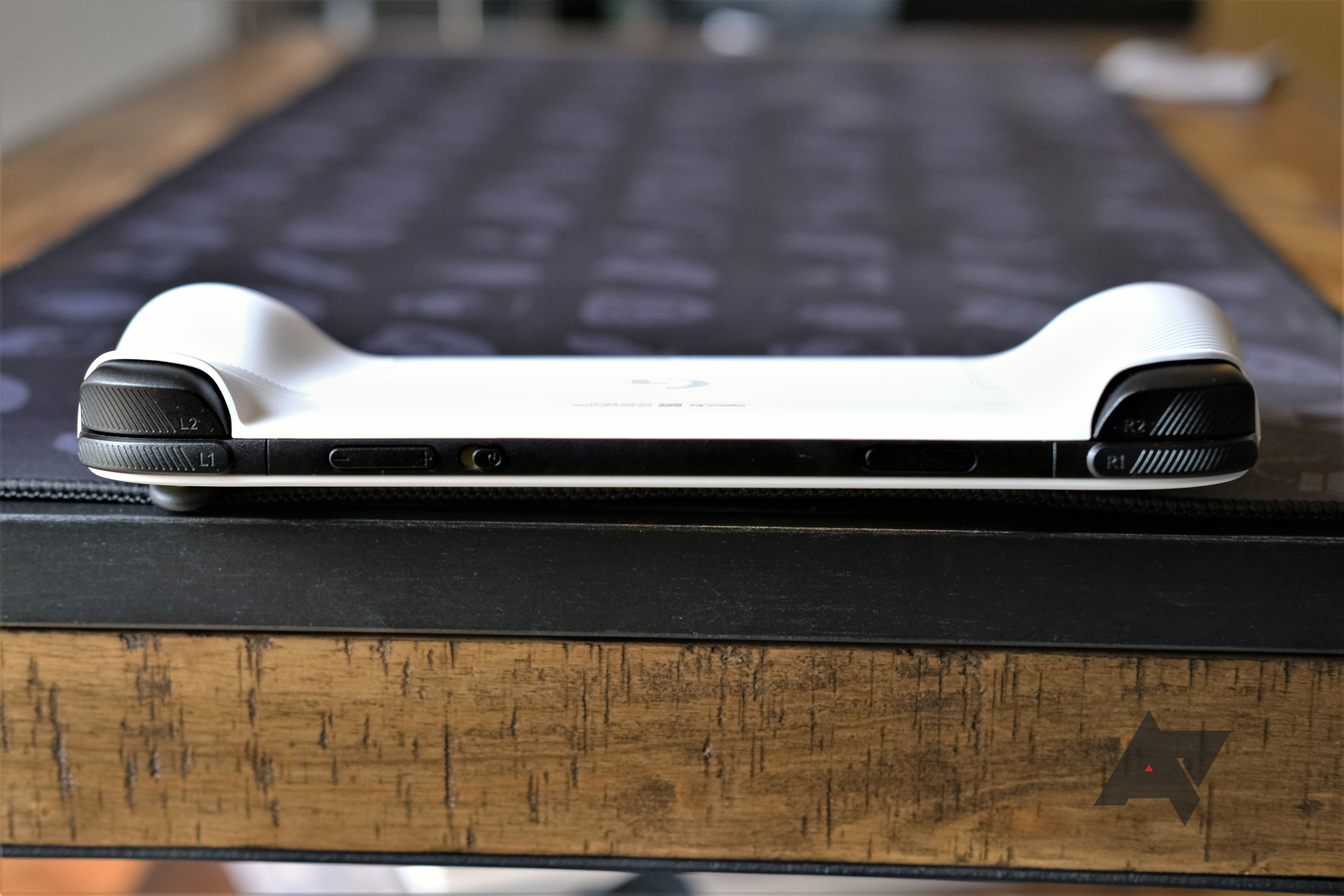 Logitech G Cloud hands-on: No dark skies here