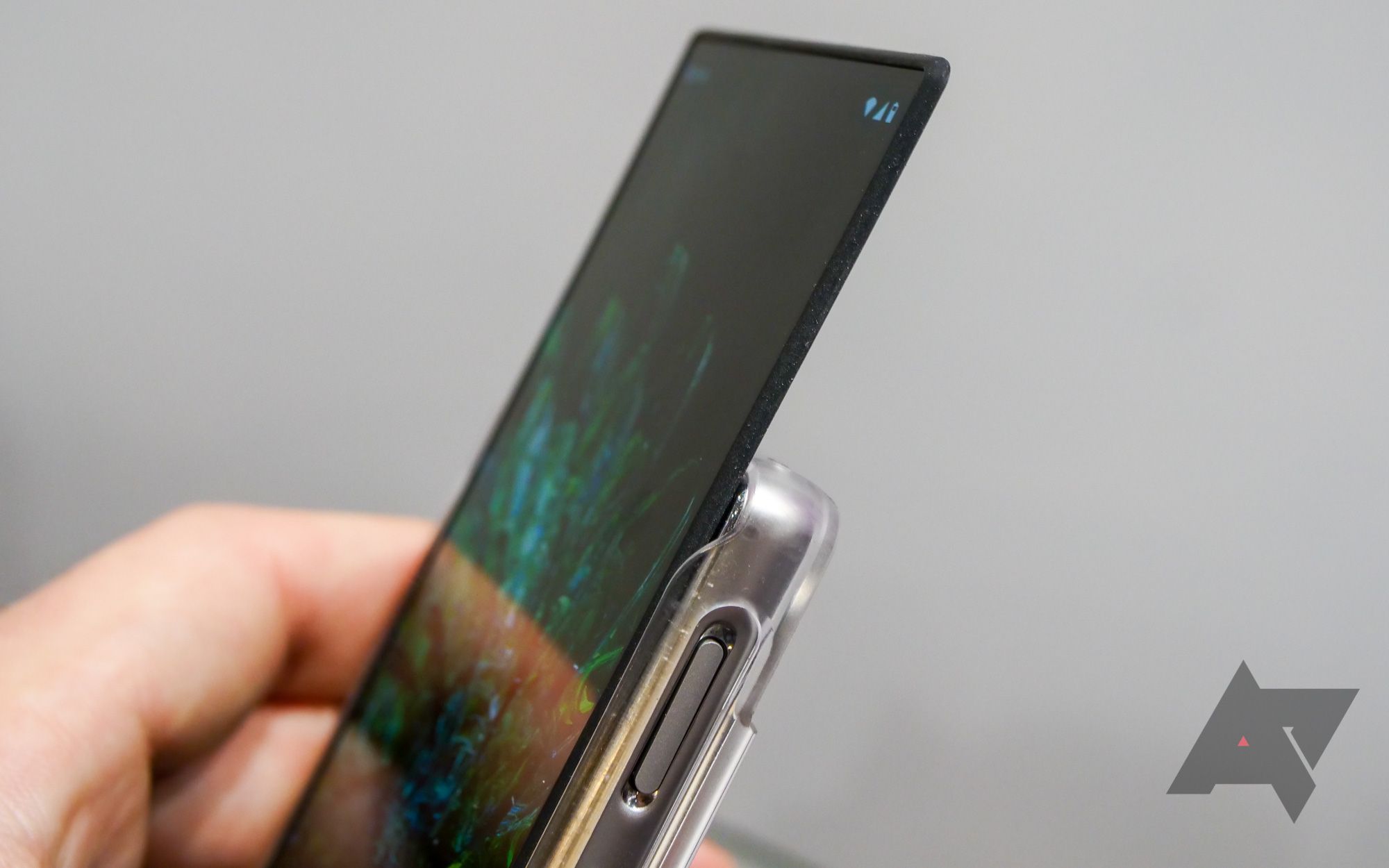 Motorola Rizr rollable concept hands-on: Simultaneously cool and dumb