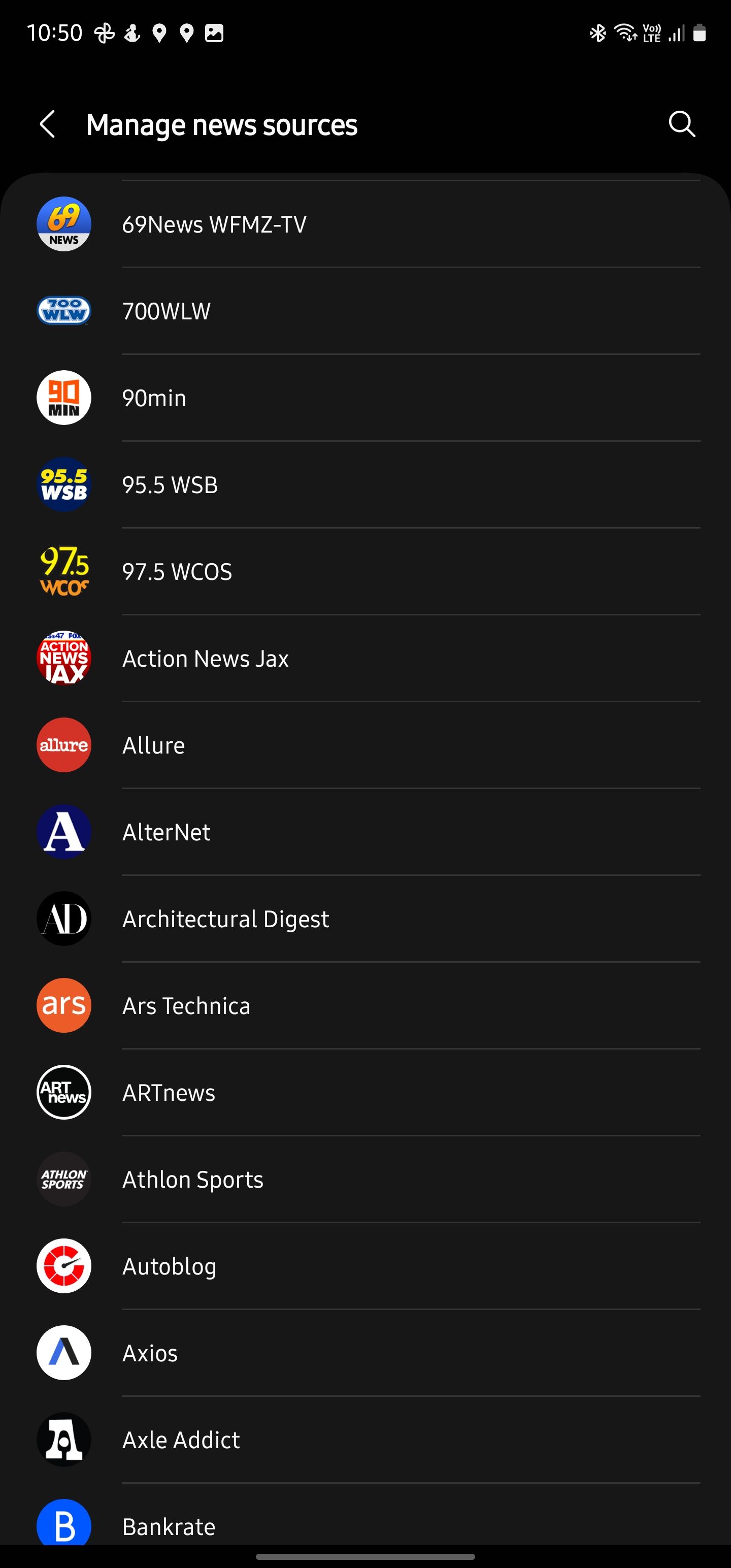 What is Samsung News and how do you use it?