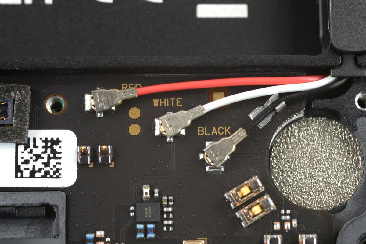 iFixit endorses the Fairphone 5 with a perfect repairability score