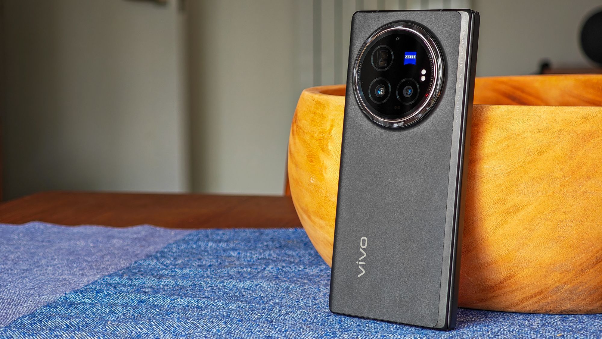 This obscure brand just beat Google and Samsung by releasing Android 15 first