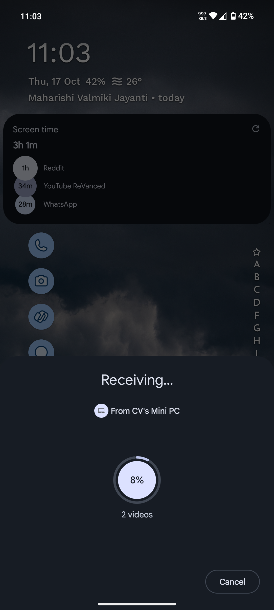 Google is testing a helpful change to the Quick Share transfer UI