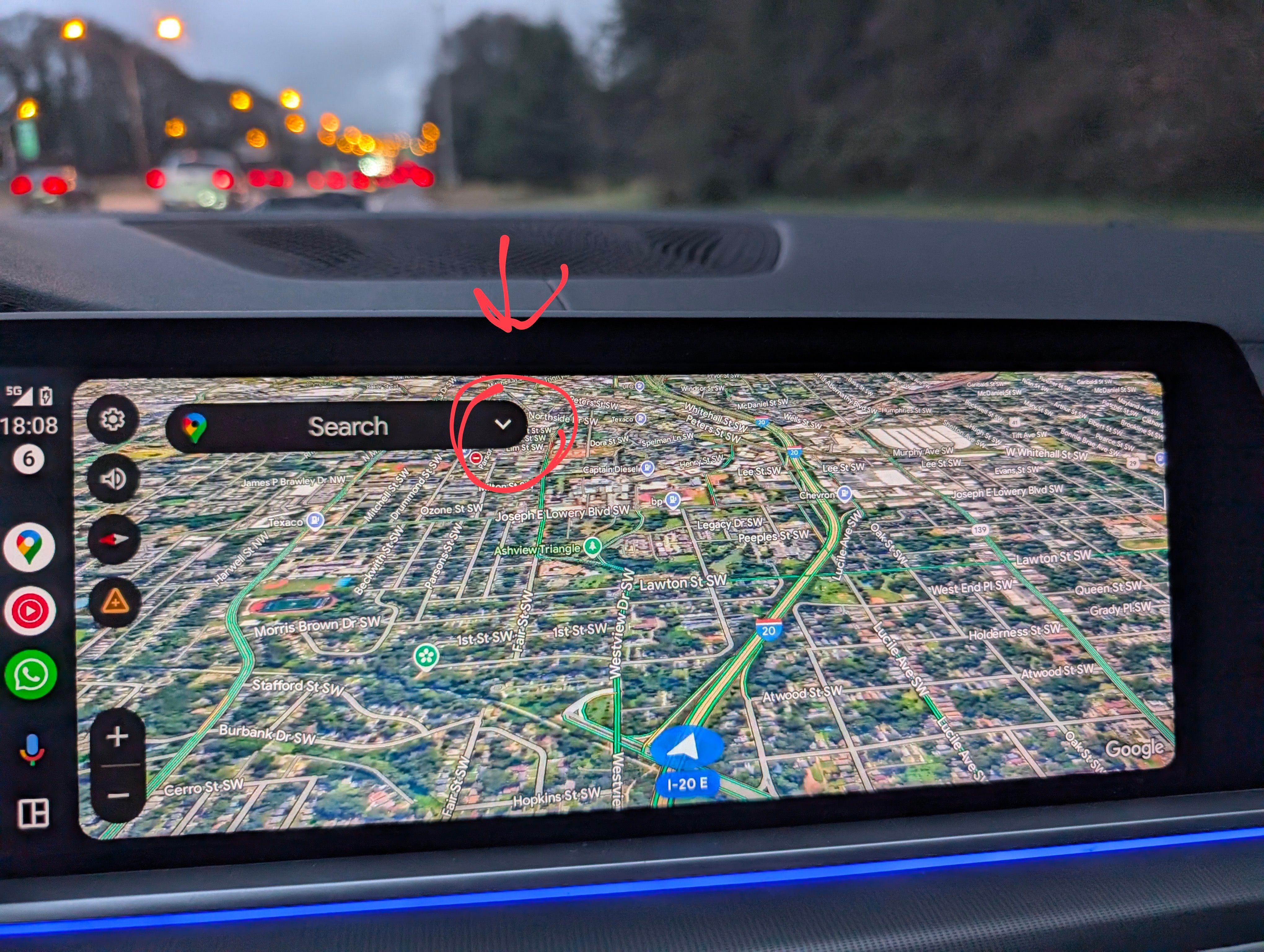 Android Auto's new centered Maps view is a real headache for drivers