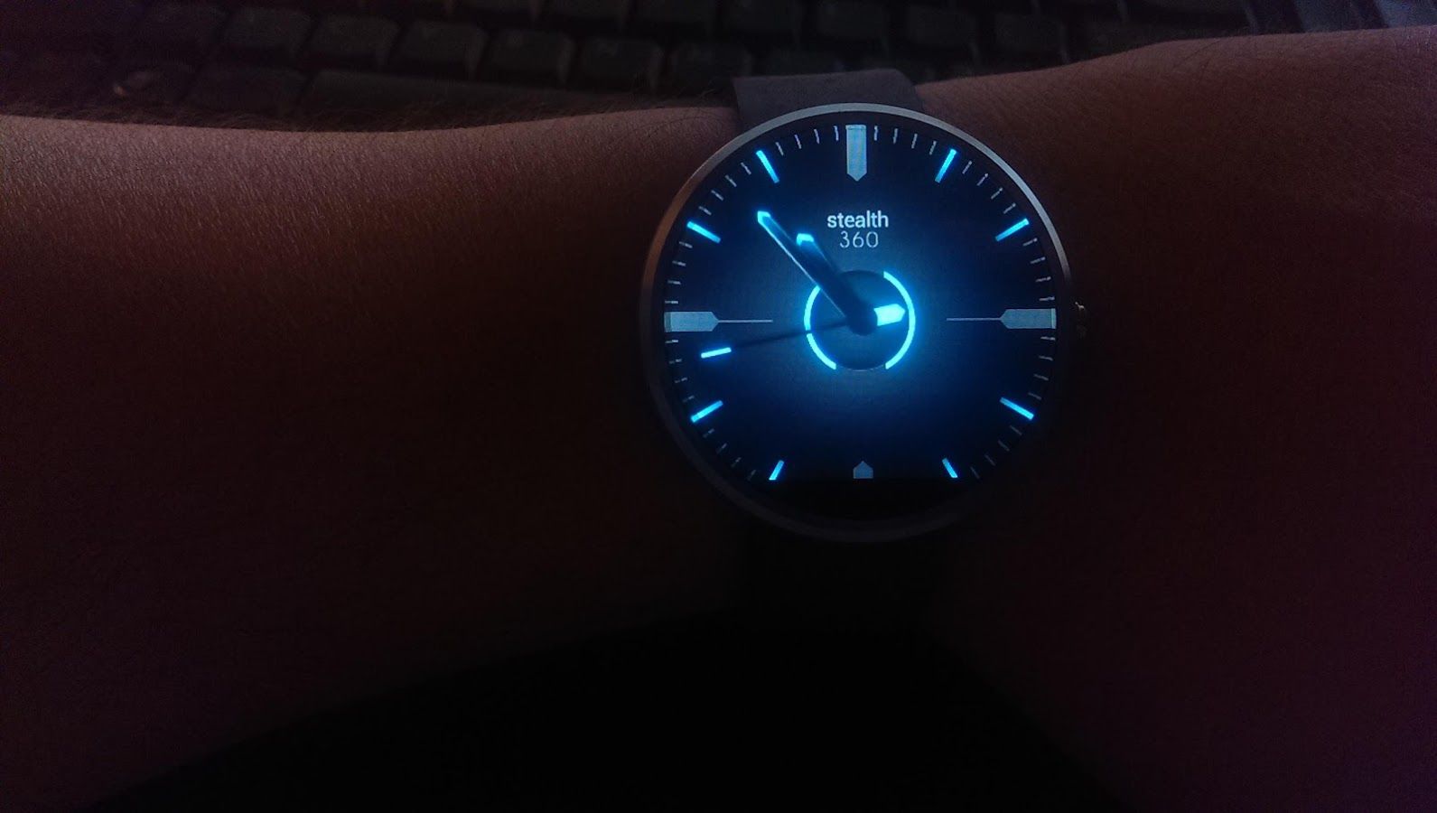 15 Best Android Wear Apps And Watch Faces From 9/24/14—10/13/14
