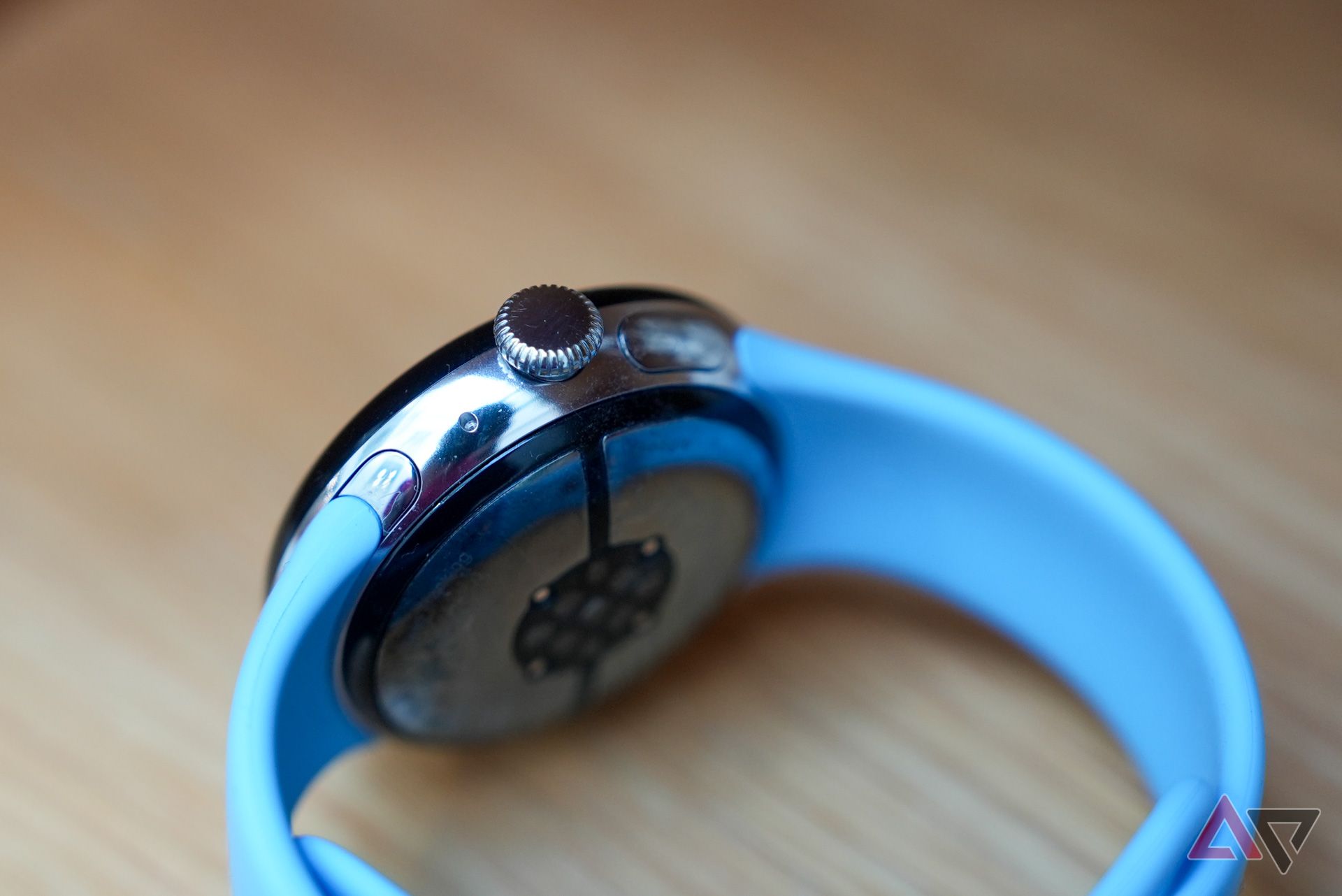 The Google Pixel Watch needs an automatic battery saver