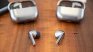Samsung s Galaxy Buds 3 And 3 Pro Come With An Apple inspired Design Samsung s Galaxy Buds 3 And 3 Pro Come With An Apple inspired Design